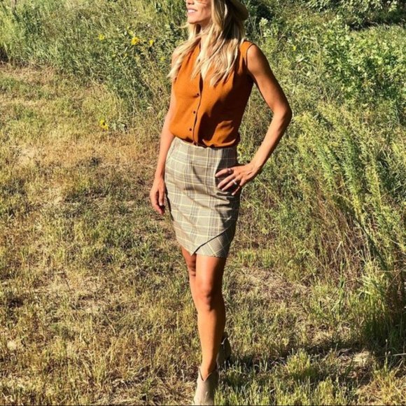 CAbi | Tops | Cabi 3988 Dotty Top Fall 220 Small Nwt | Poshmark